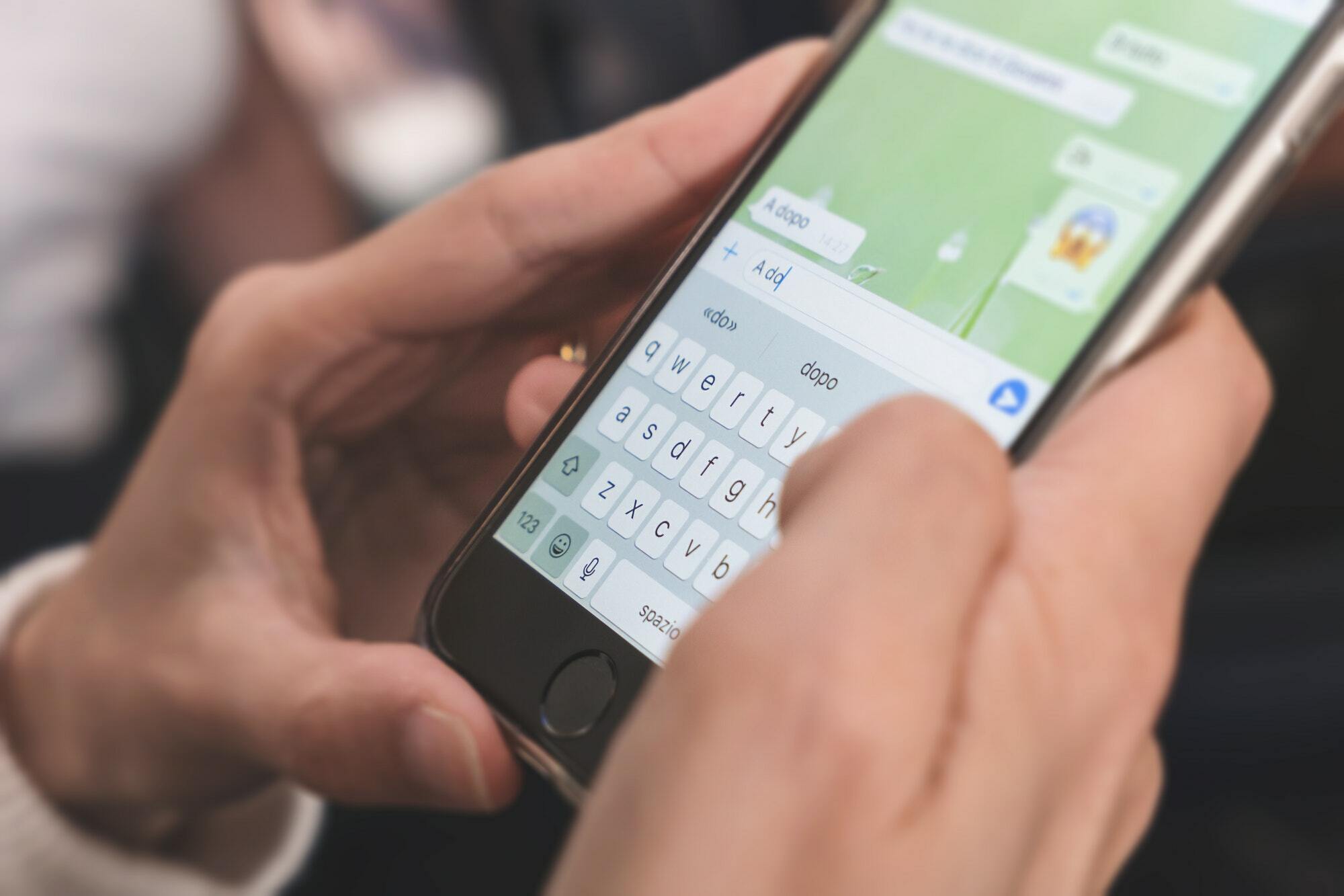 5 Reasons Why Texting Is A Better Option For Businesses Than Other ...