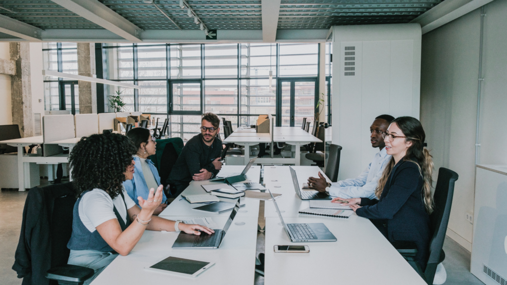 How To Unlock The Power Of Corporate And Internal Messaging In 2024 ...